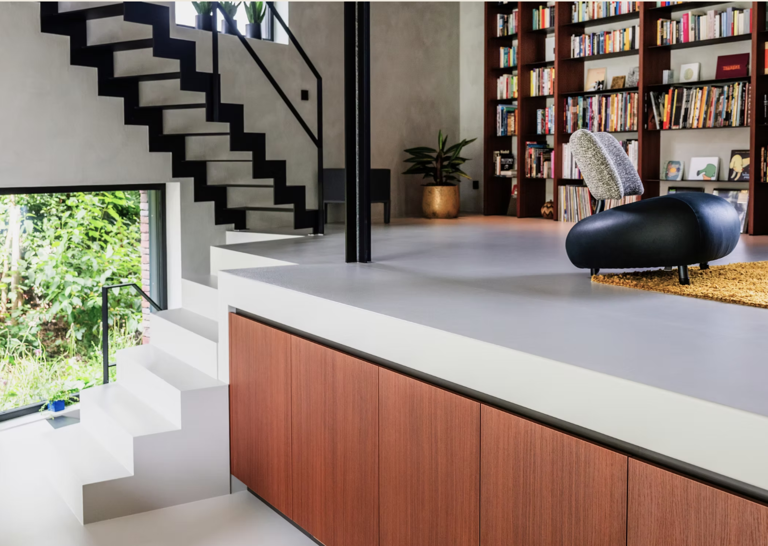 Harmonizing salaries to prepare for a merger - Altesia